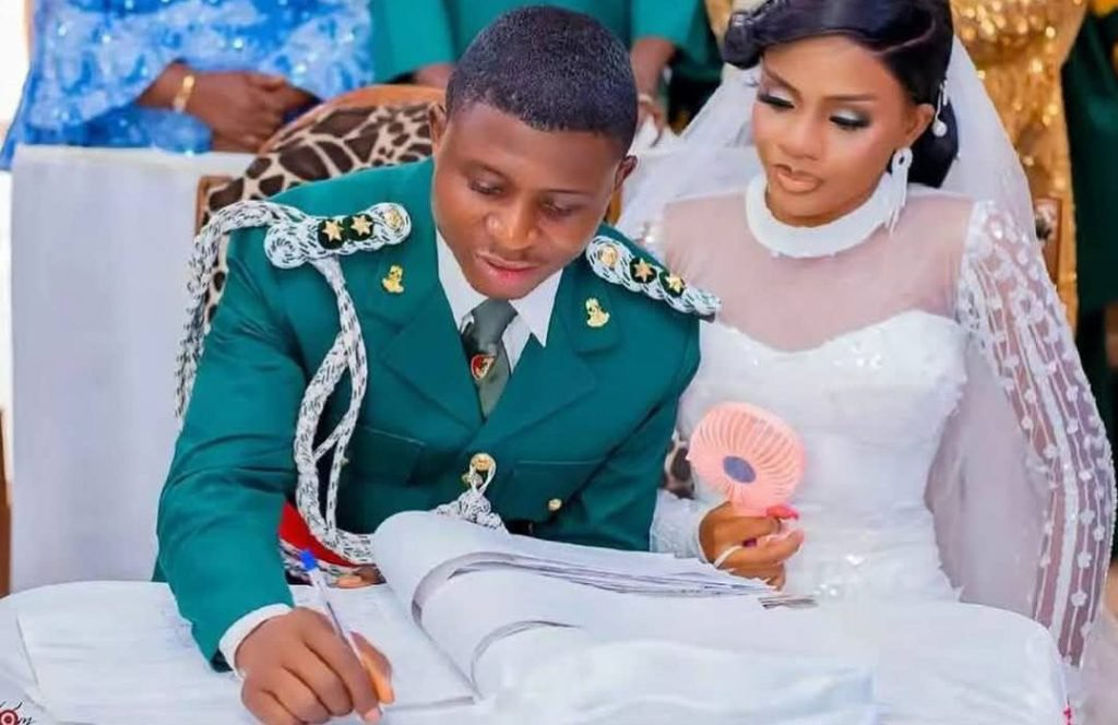 Tears Flow As Lt. Samson Haruna Who Was Allegedly K!lled By His Wife Is ...