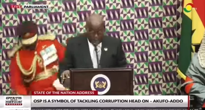 Akufo-Addo's bodyguard collapses during his State of the Nation address.
