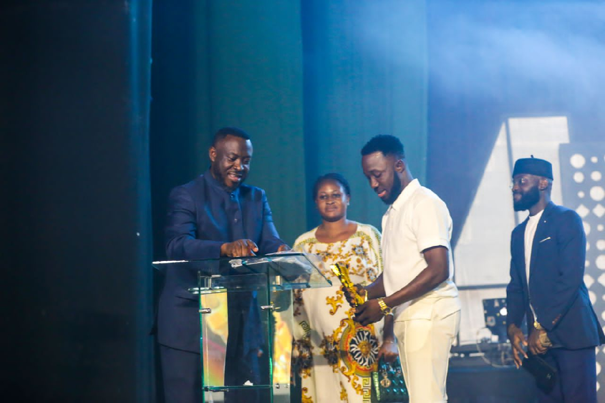 Kofi Champion wins Television sports host of the year at 2025 CityHills ...