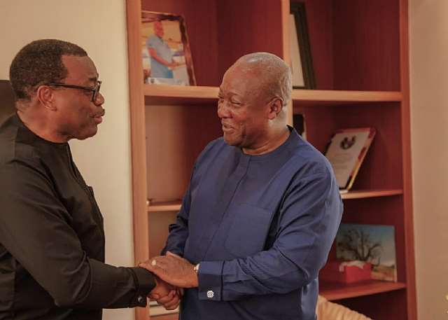 Mahama meets with AfDB boss Akinwumi Adesina