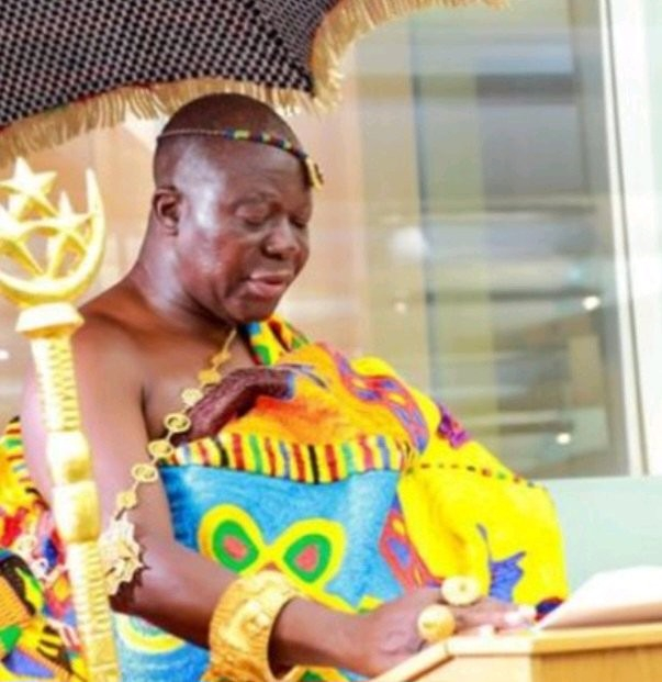 Ghanaians React as Sad News Hits Asantehene Today