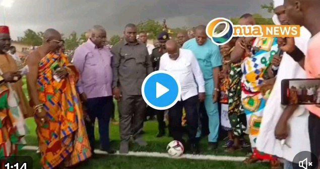 President Akufo-Addo commissions Astroturf pitch in Senya.