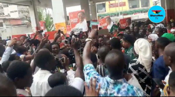 Duffour’s fans besiege NDC Headquarters as he picks up nominations