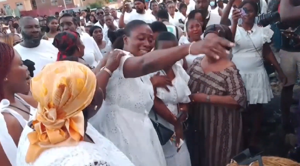 East Legon Accident: Watch the heartbreaking scenes from vigil held for ...