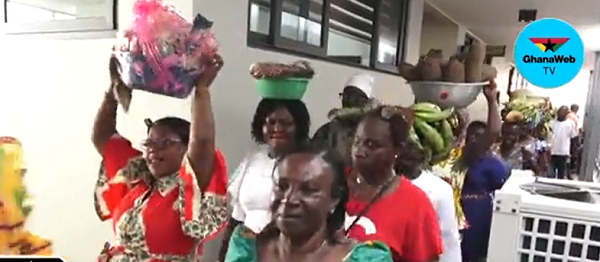 Video | Makola market women celebrate as NPP endorses NAPO as Vice ...