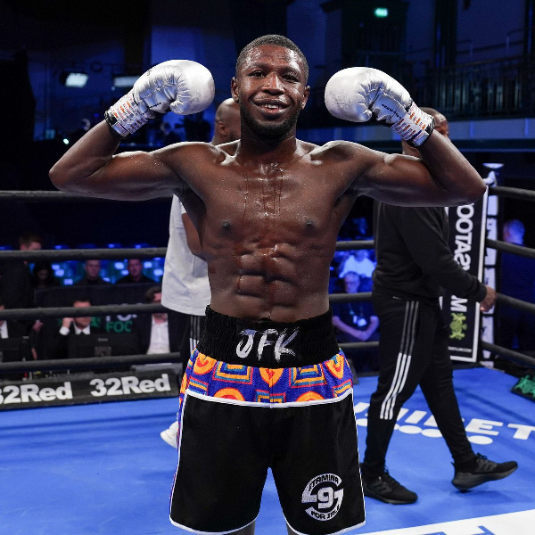 Watch how UK-based Ghanaian boxer Joel Kodua defeated Dale Arrowsmith
