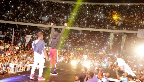 S-Concert justifies hype as thousands seek midyear edition