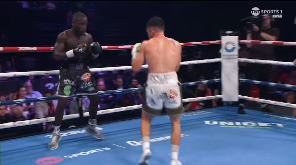 Full Fight: Ekow Essuman defeat Owen Cooper to become European ...
