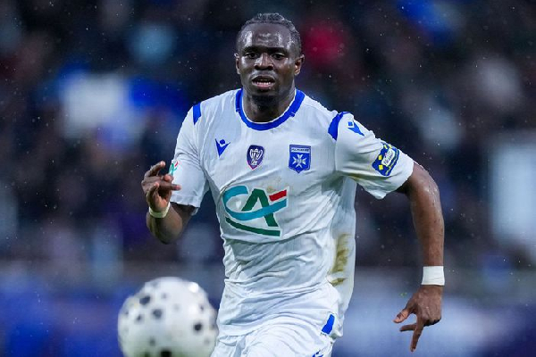 Watch highlights of new Black Stars defender Marvin Senaya