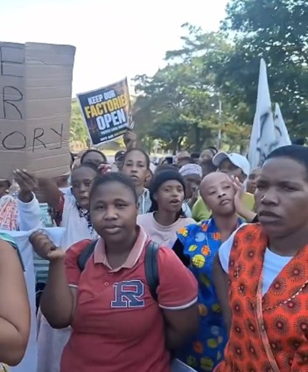 South Africans beg for the return of foreign businesses after closures