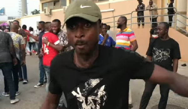 Kotoko supporters express anger with players and management